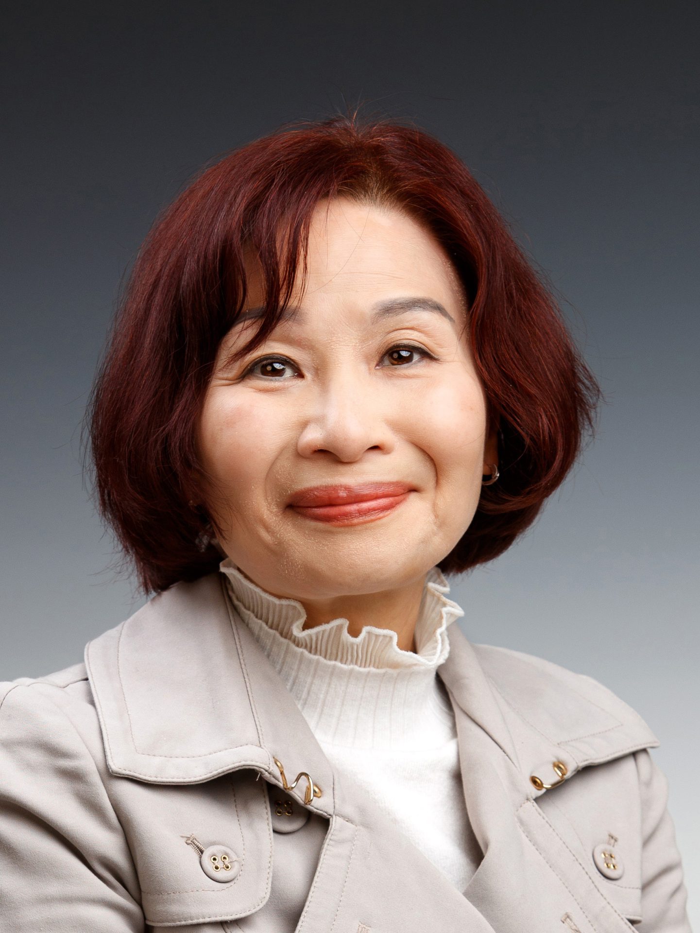 Ms Ivy LEUNG - School of Business - The Hang Seng University of Hong Kong