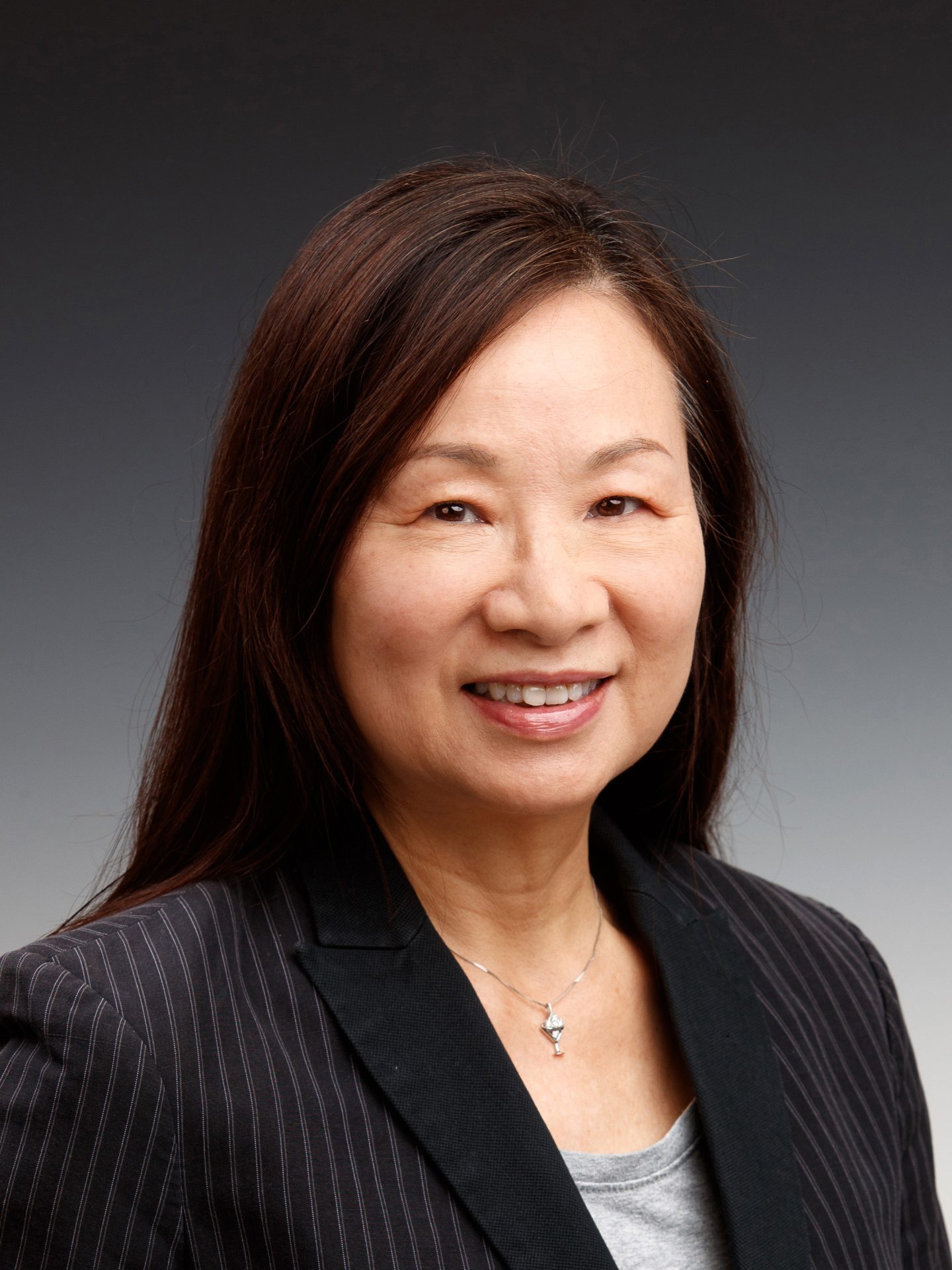 Dr Salina LEE - School of Business - The Hang Seng University of Hong Kong
