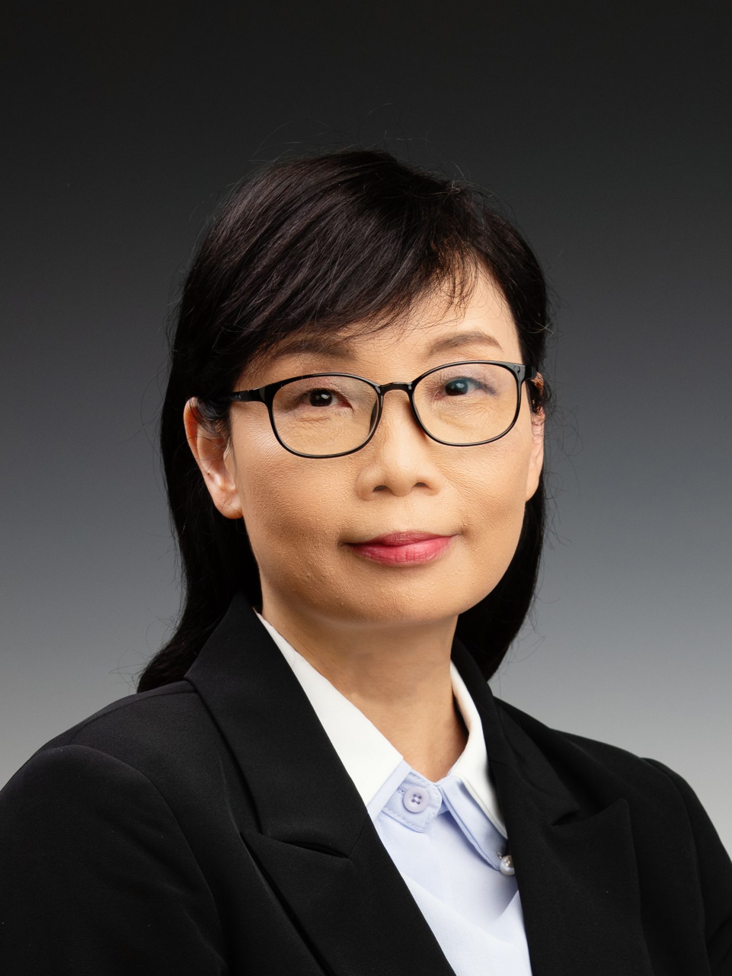 Dr Karen YEUNG - School of Business - The Hang Seng University of Hong Kong